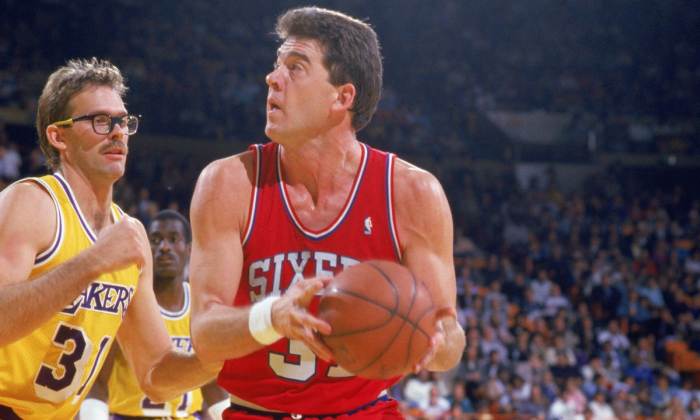 Basket, è morto Mark McNamara: campione Nba e Chewbecca in Star Wars ...