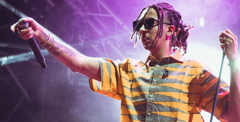 Ghali annuncia un nuovo singolo e sfoggia un outfit a tema - L'Eco ...