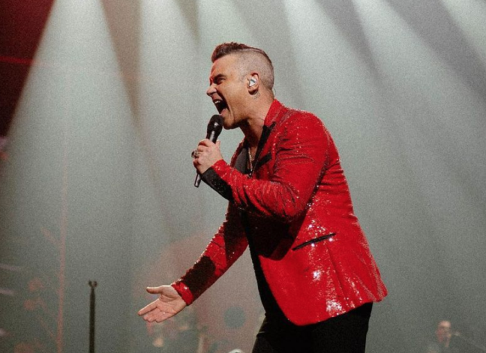 Robbie Williams sta formando una nuova band e i Take That non c'entrano ...