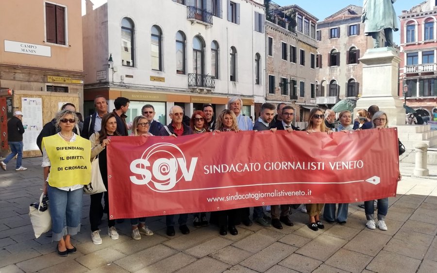 A Venezia i giornalisti manifestano per il diritto di cronaca - L'Eco Vicentino