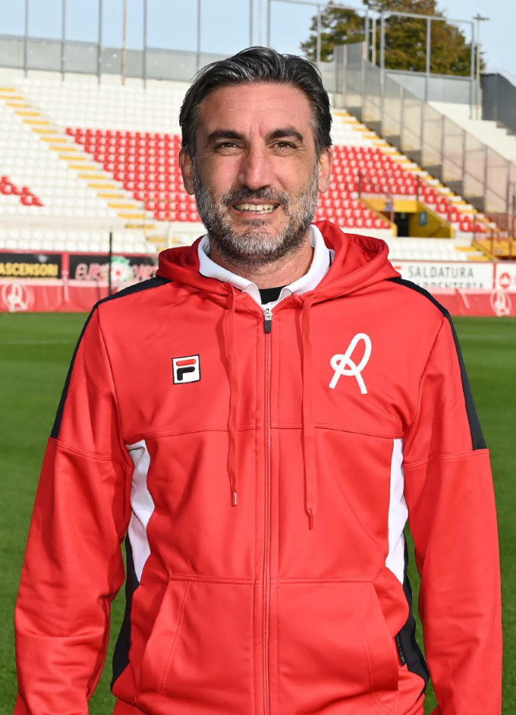 L.R. Vicenza: presentato il nuovo tecnico Francesco Modesto - L'Eco ...