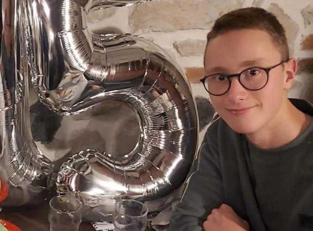 Muore a 15 anni in attesa di un trapianto. Un malore aveva rivelato una ...