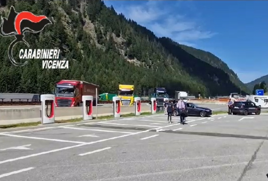 Morte di Rebellin: Rieke preso in consegna al Brennero dai carabinieri ...