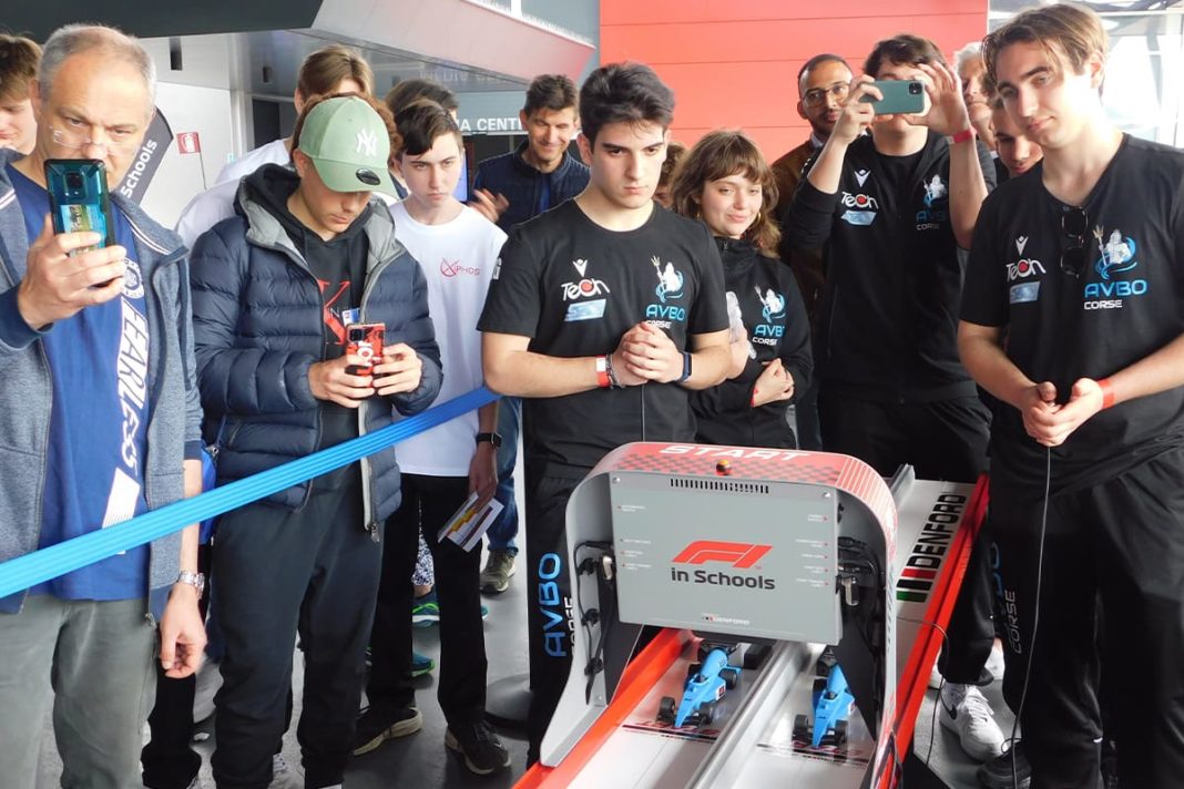 F1 in Schools Italy approda a Schio: 15 i team di 12 scuole in gara per ...