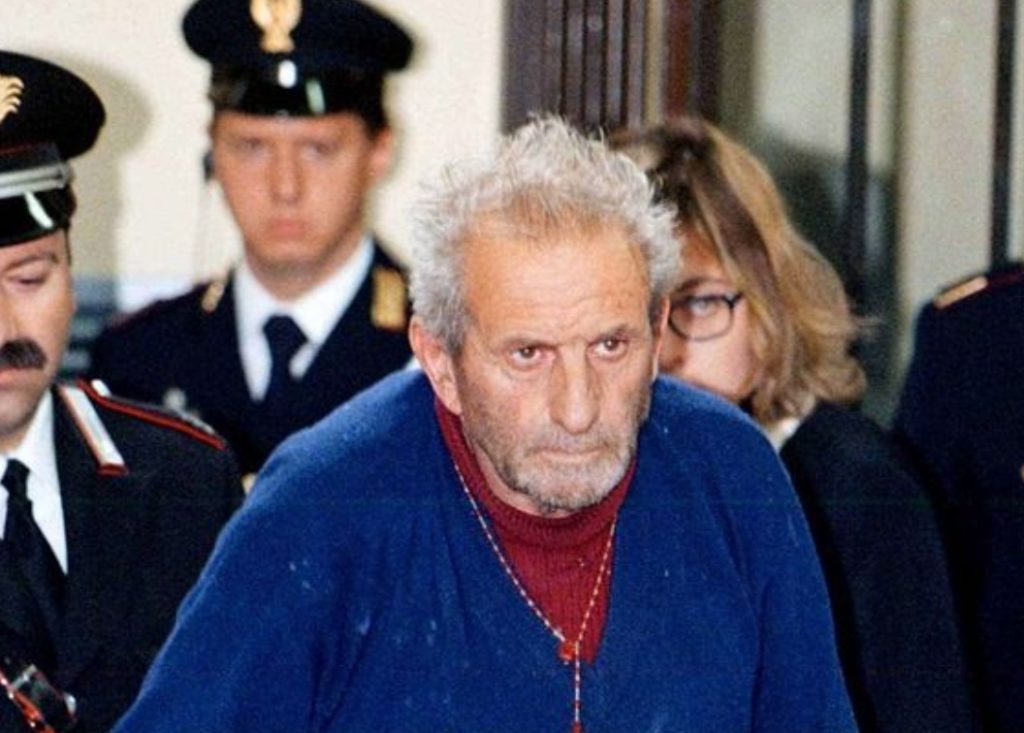 Mostro di Firenze: la Procura di Genova dice no alla revisione del ...